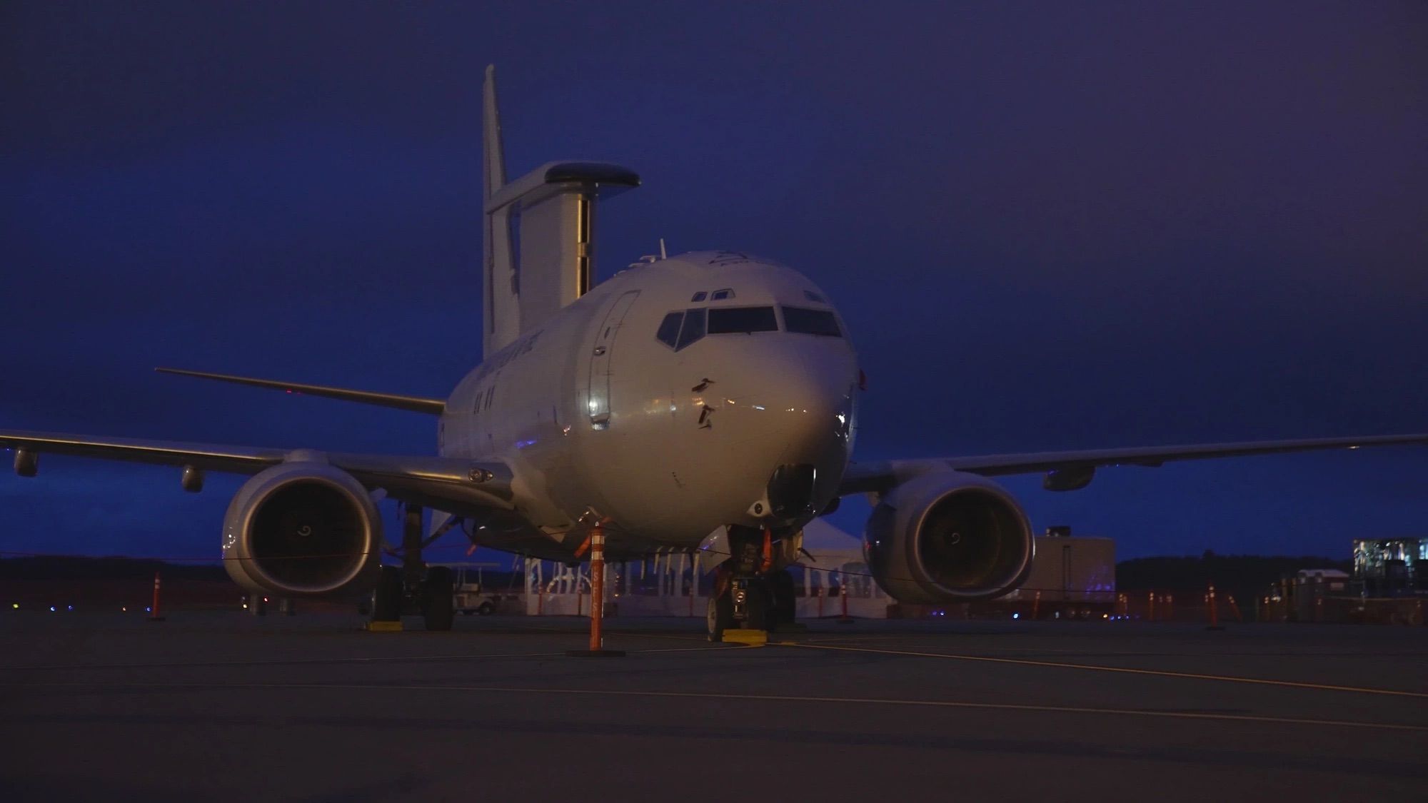 Inside The E-7 Wedgetail: A Closer Look At Its Airborne Early Warning ...