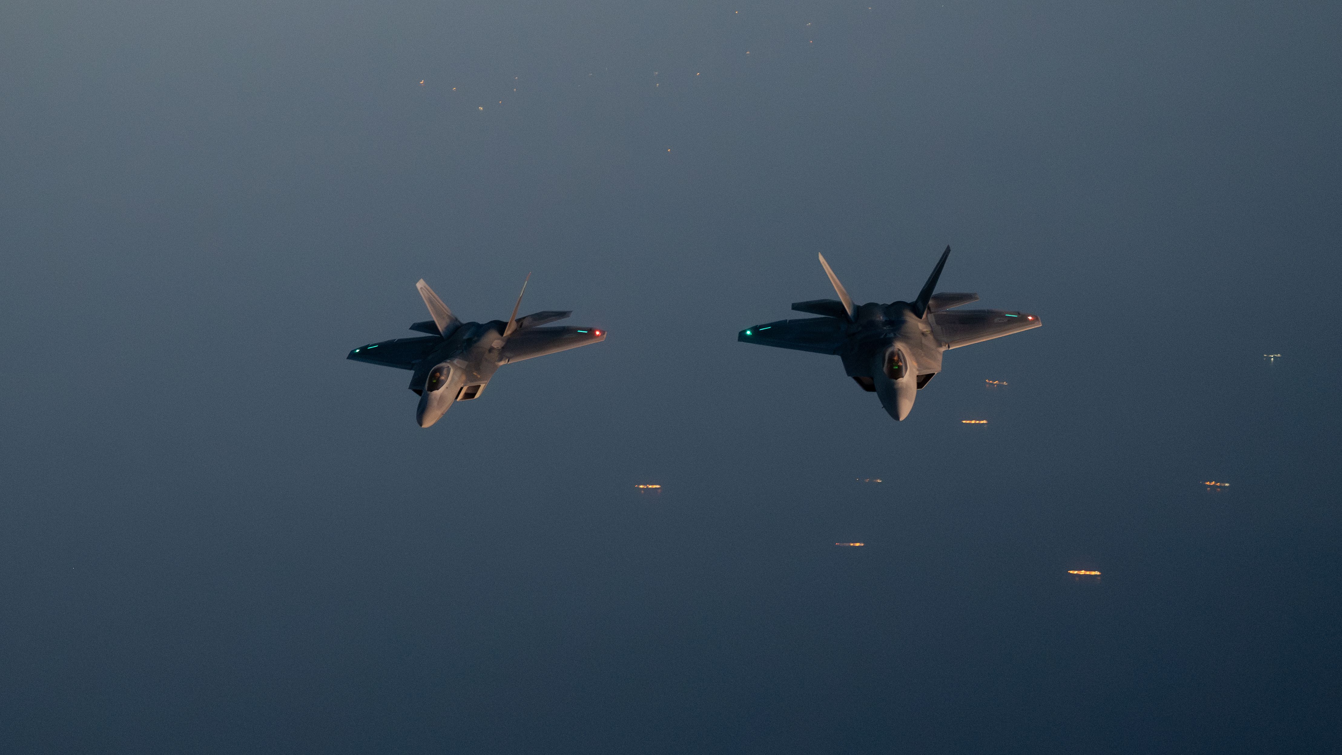 How The F-22 Raptor Achieves Its Remarkable Mach 2 Top Speed