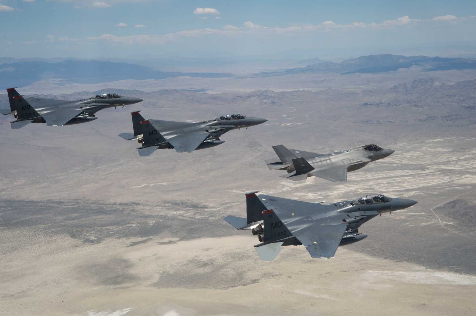 6 Current US Fighter Jets Flying For The Air Force & Navy