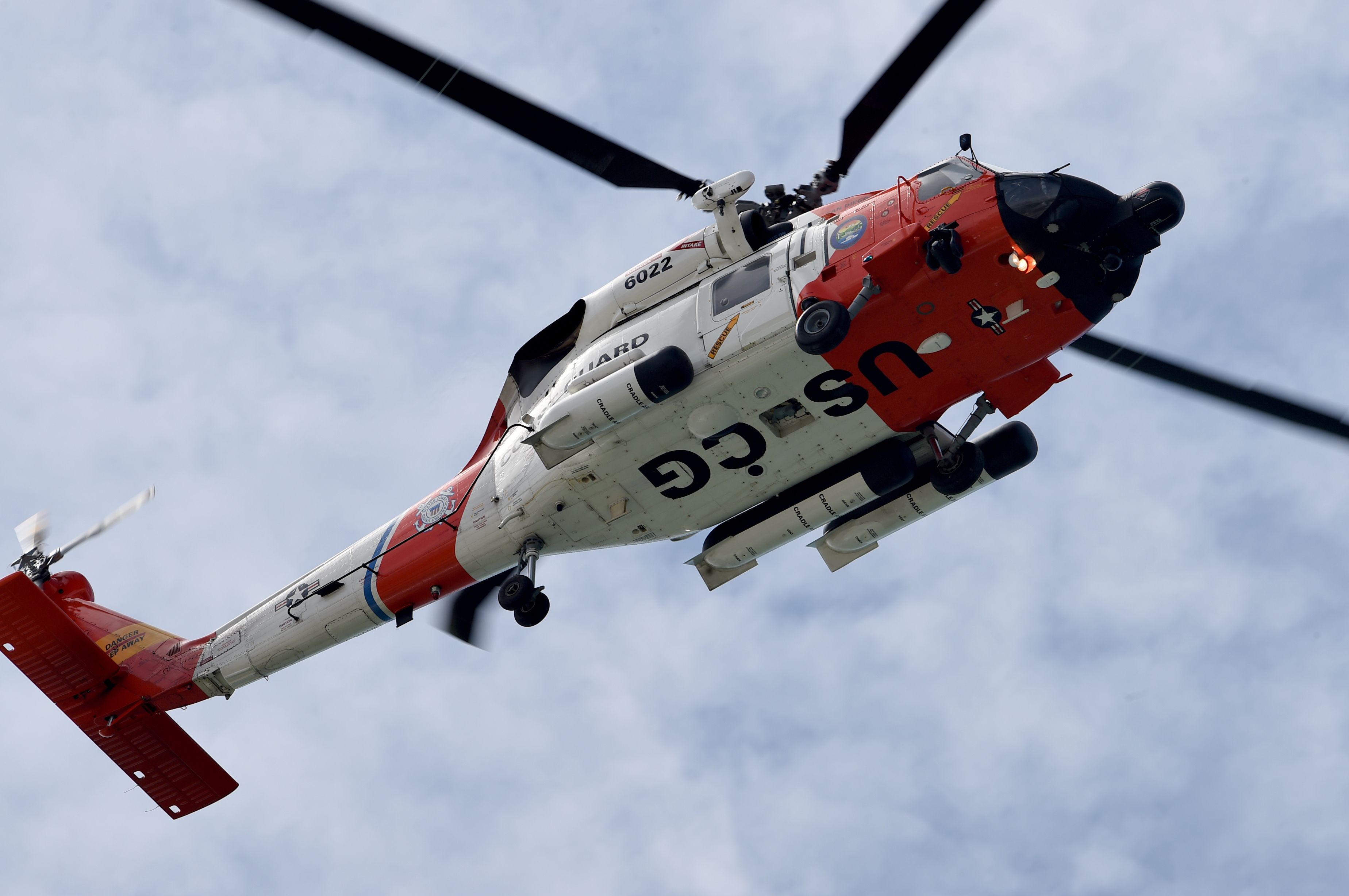 US Coast Guard Helicopters: 5 Fast Facts On The Rotary Wing & Special ...