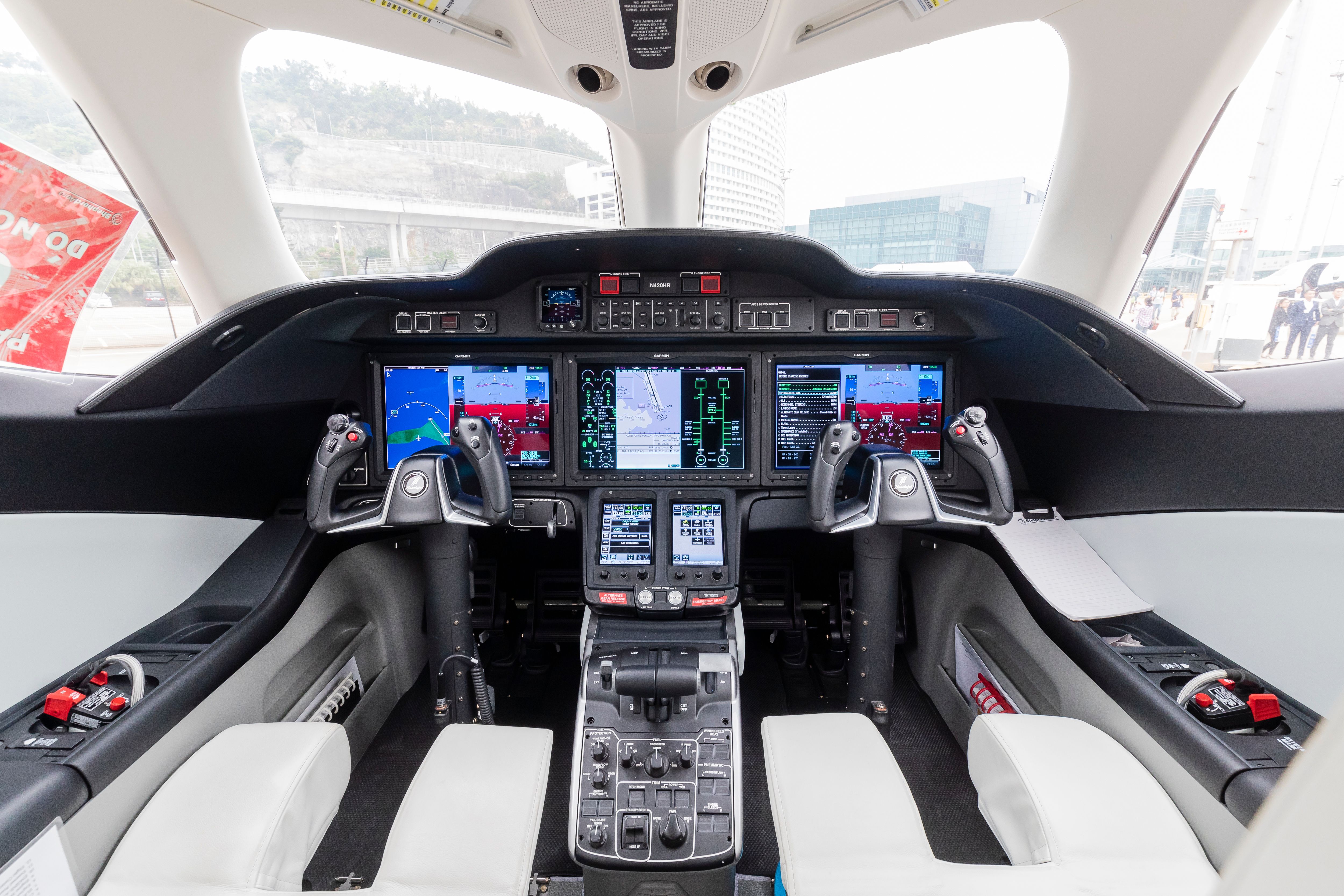 The HondaJet: A Look At The Unique Very Light Business Jets Designed By ...