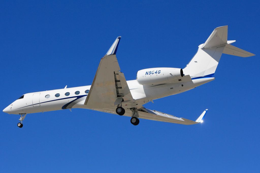 5 Large Corporations That Have Flown The Gulfstream G550