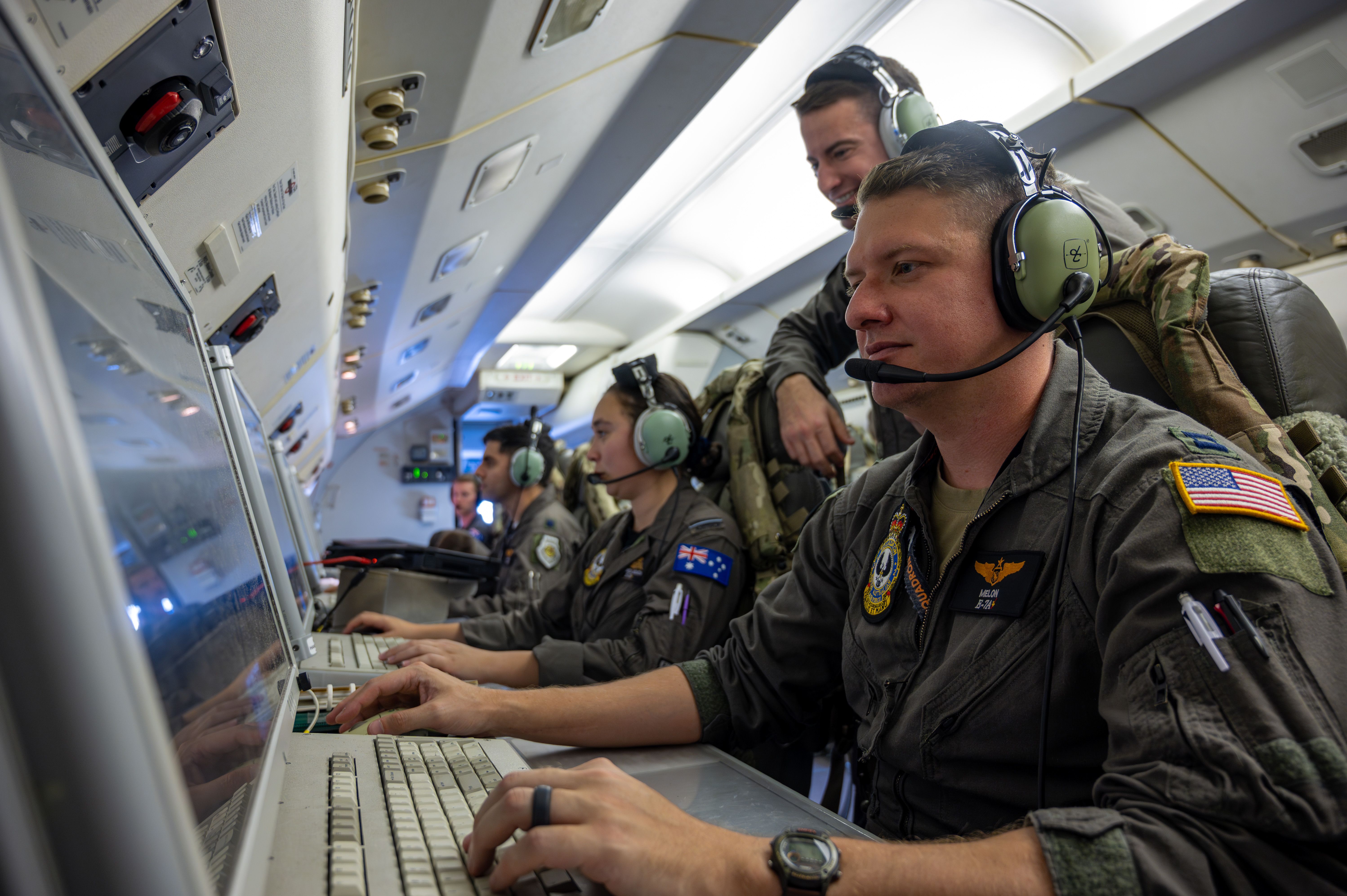E-7 Wedgetail Radar Vs E-3 Sentry: How Do Their Radar Systems Compare?