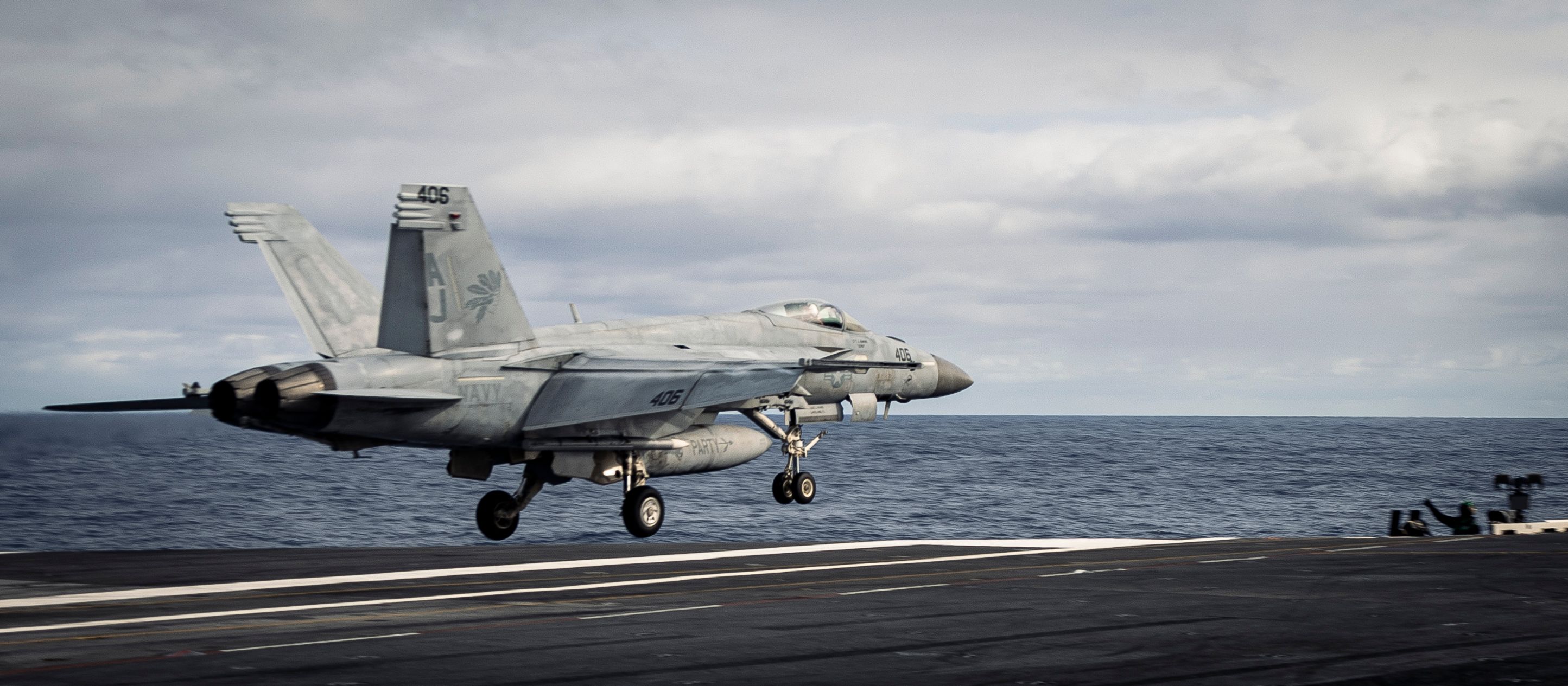 Which Fighters Will The US Navy Retire As The F/A-XX Is Introduced?