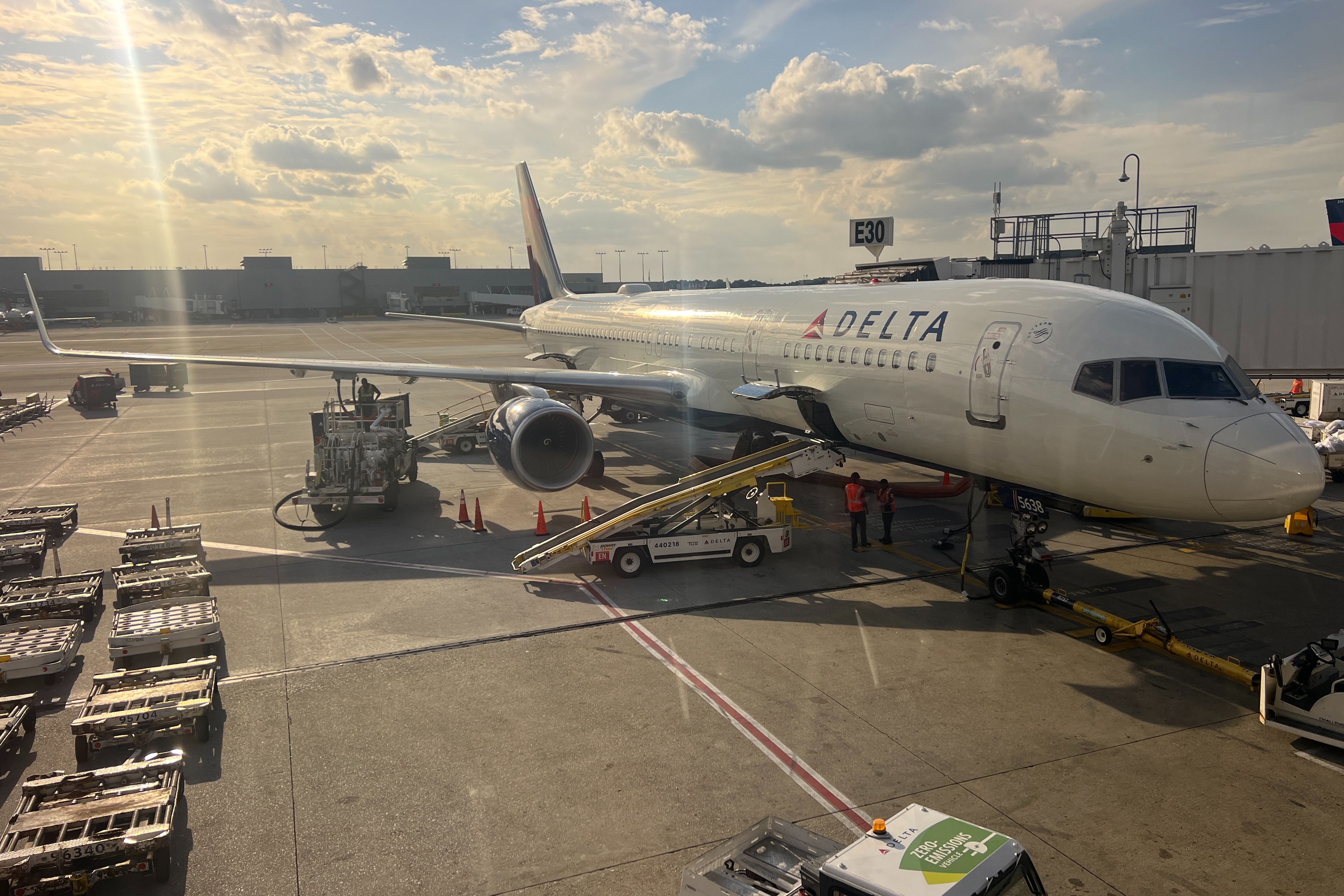 Which Airlines Can You Transfer Your Delta Frequent Flyer Status To?