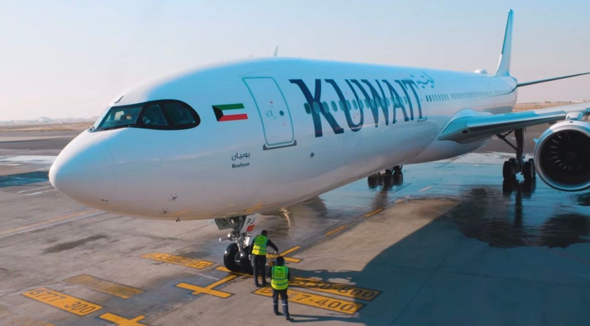 Kuwait Airways Receives 1st Airbus A330-900neo & Unveils New Business Class