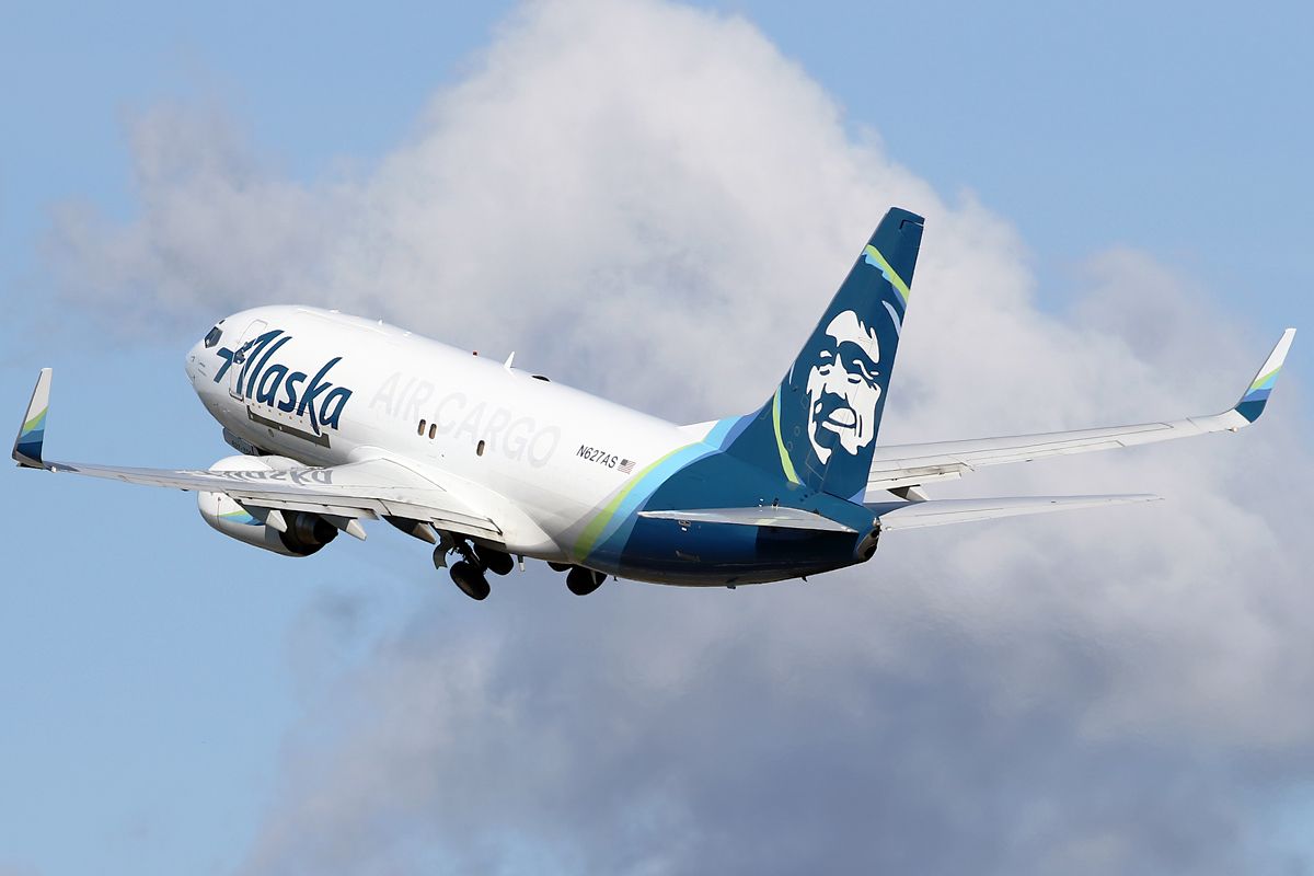 Santa Backup: Alaska Air Cargo Teams Up With US Marines To Deliver ...