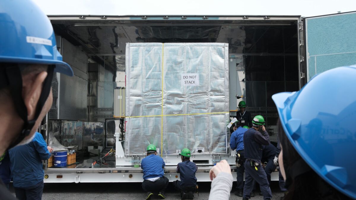 Japan's "Resilience" Moon Lander Arrives In Florida Ahead Of SpaceX ...