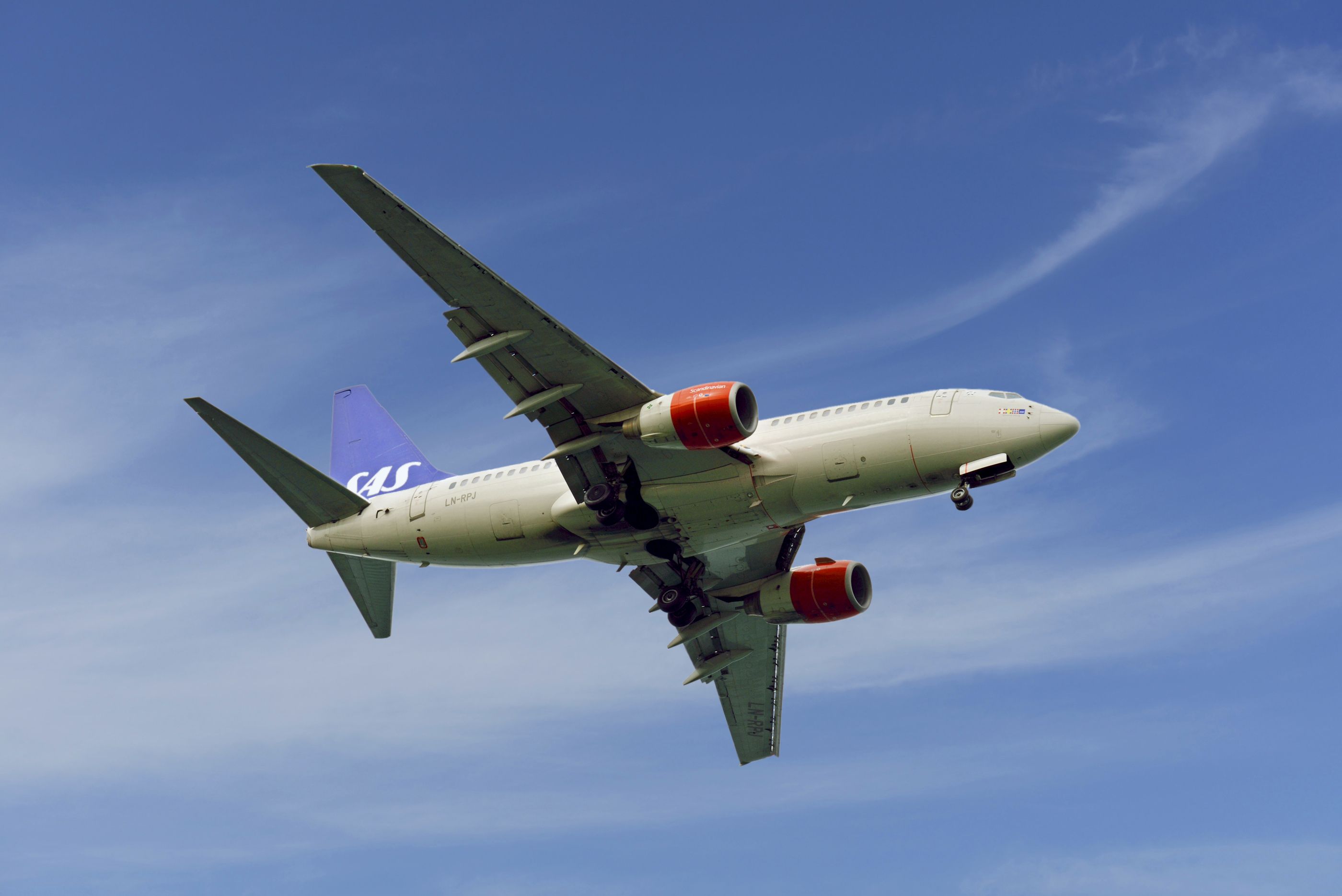 Planespotting: How To Identify Aircraft Types From The Ground