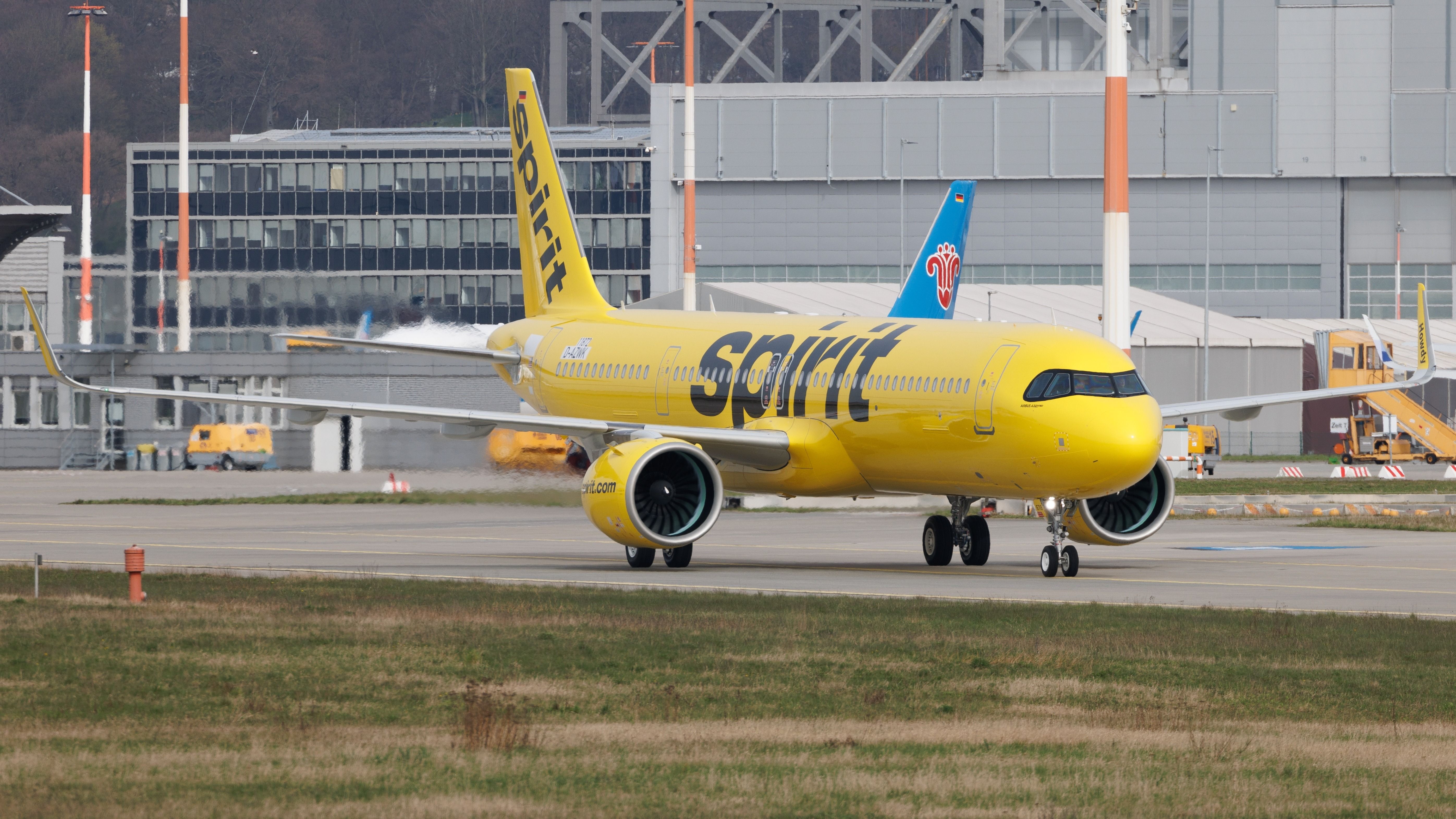 Spirit Airlines Takes 1st Airbus A321neo Involved In A Sale-And ...