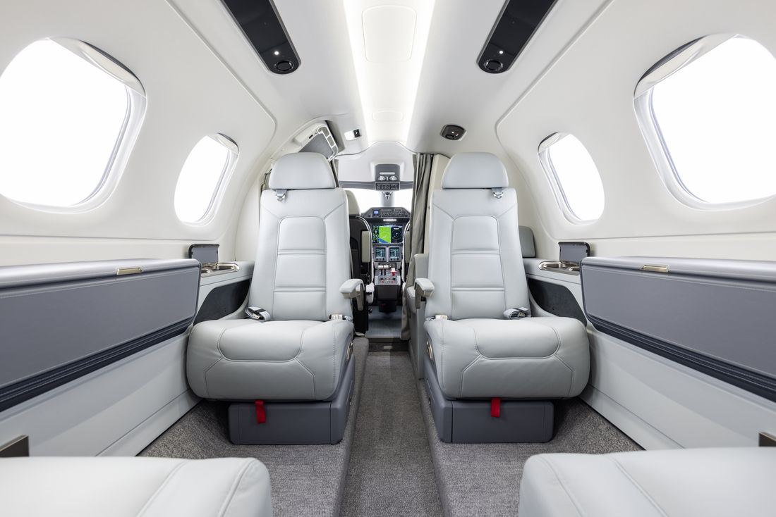 Light Embraer Business Jet: A Closer Look At The Embraer Phenom 100