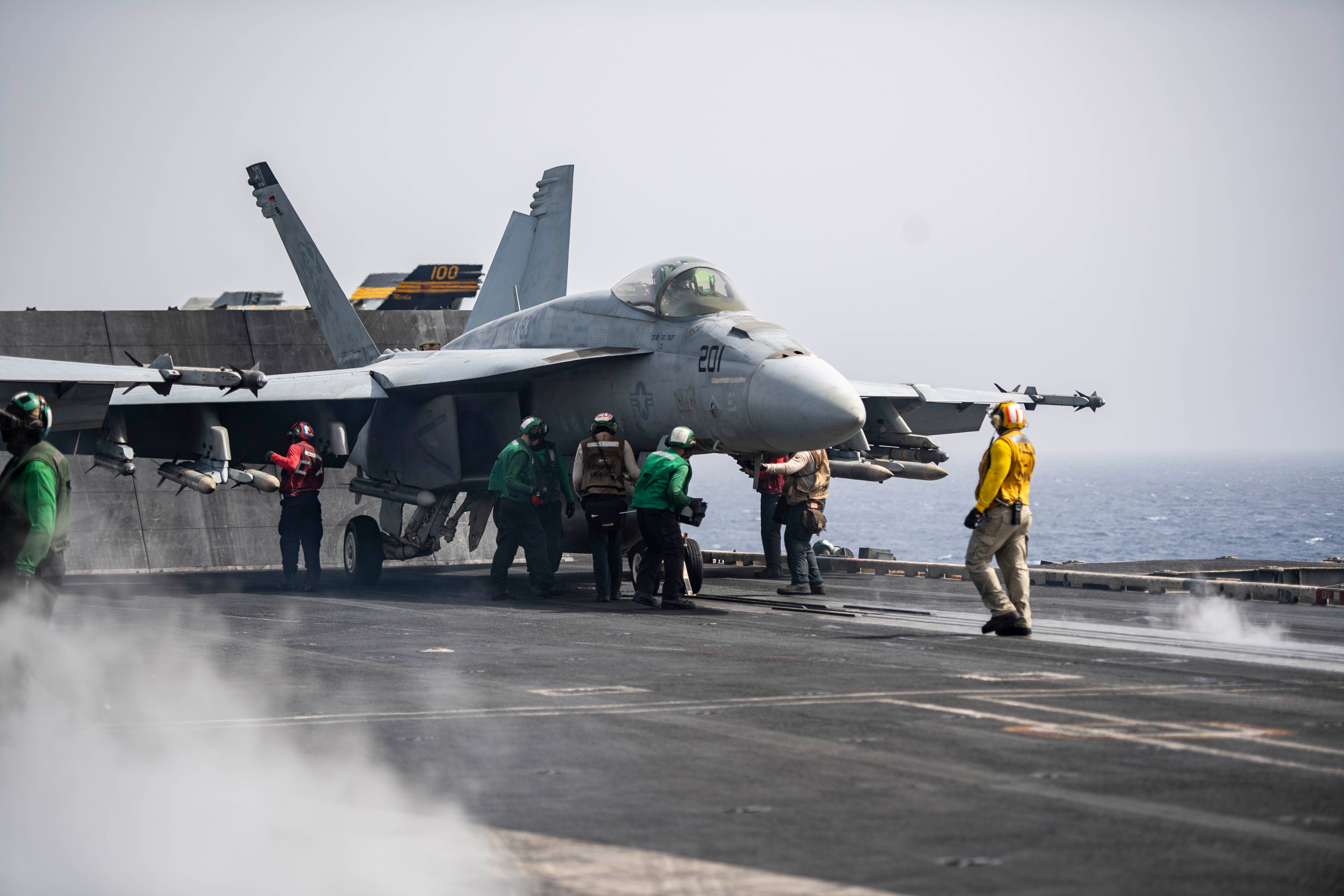 How The Super Hornet's New Preferred Air-To-Air Missile Loadout Works