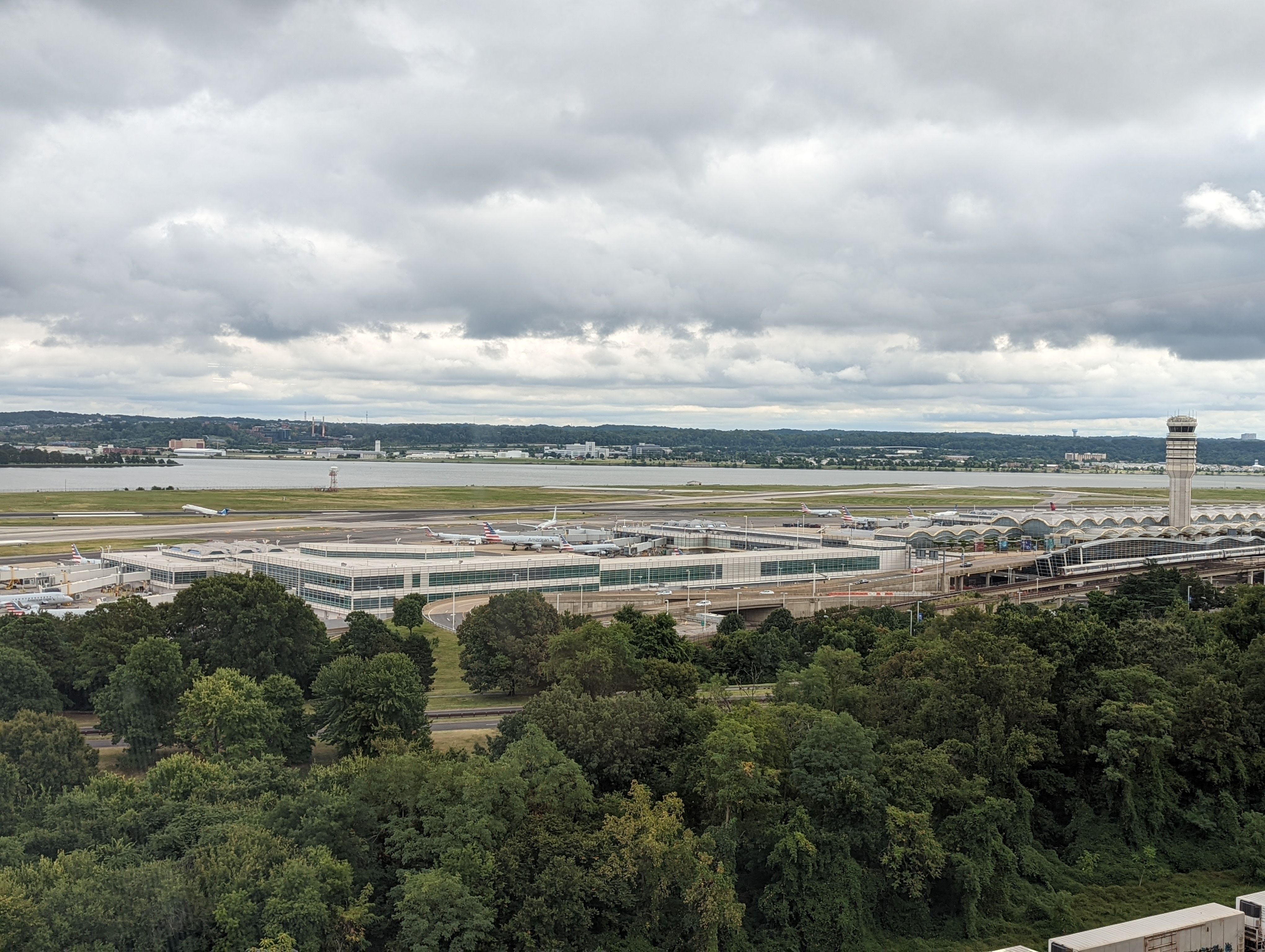 Why New DC Flights Were Approved Despite Congested Airspace Concerns