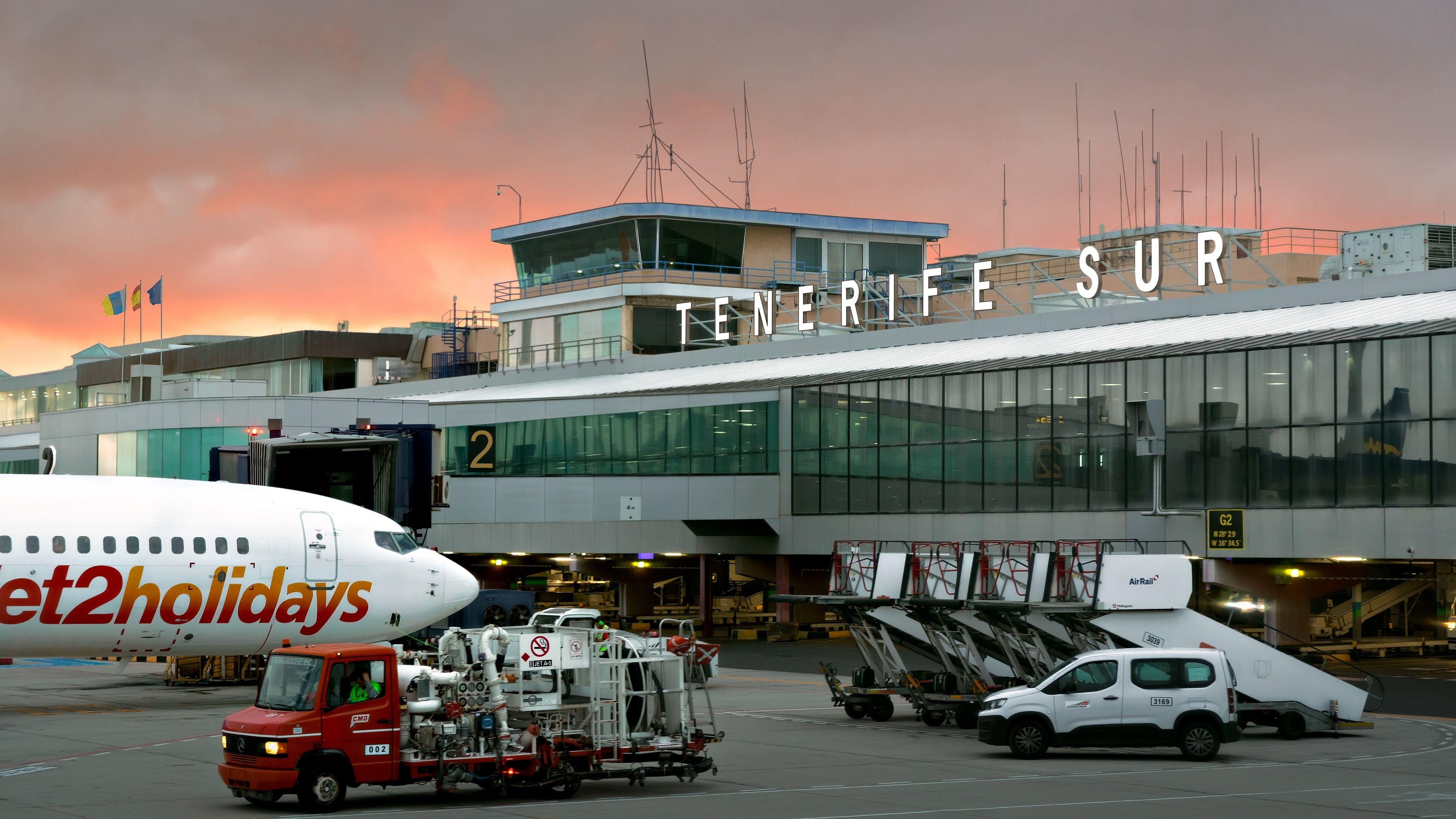 Private Jet Blocking Tenerife Runway Causes Significant Delays And ...
