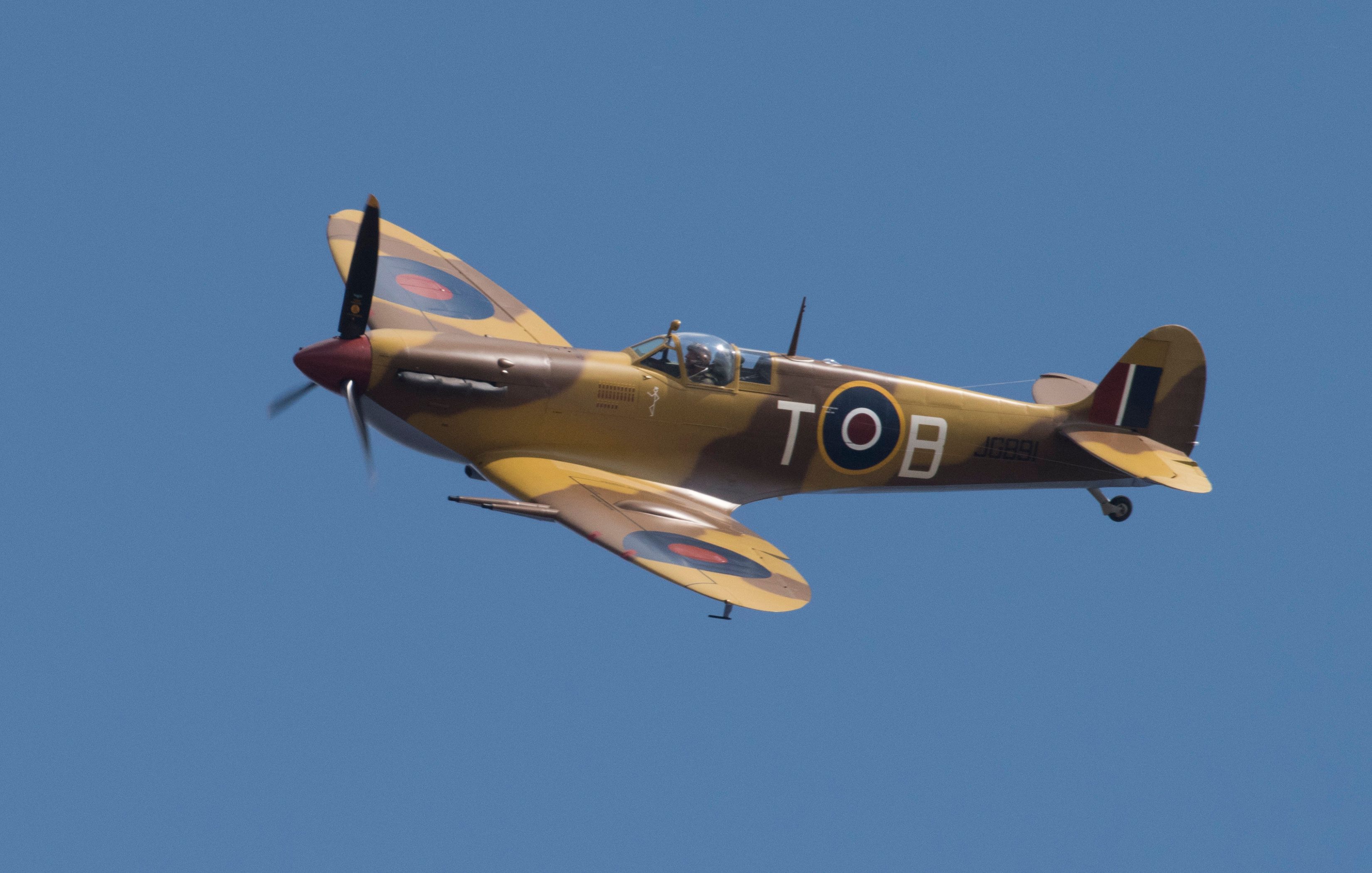 10 Remarkable UK Fighters From WWI To The Present
