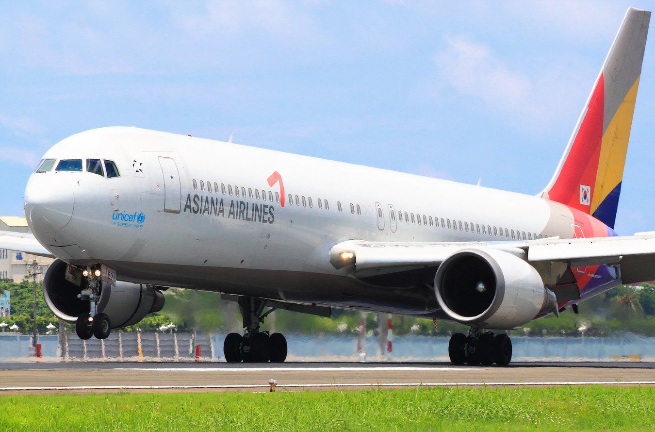 Last In The World: Asiana To Retire The Final Boeing 767-300 Next Month