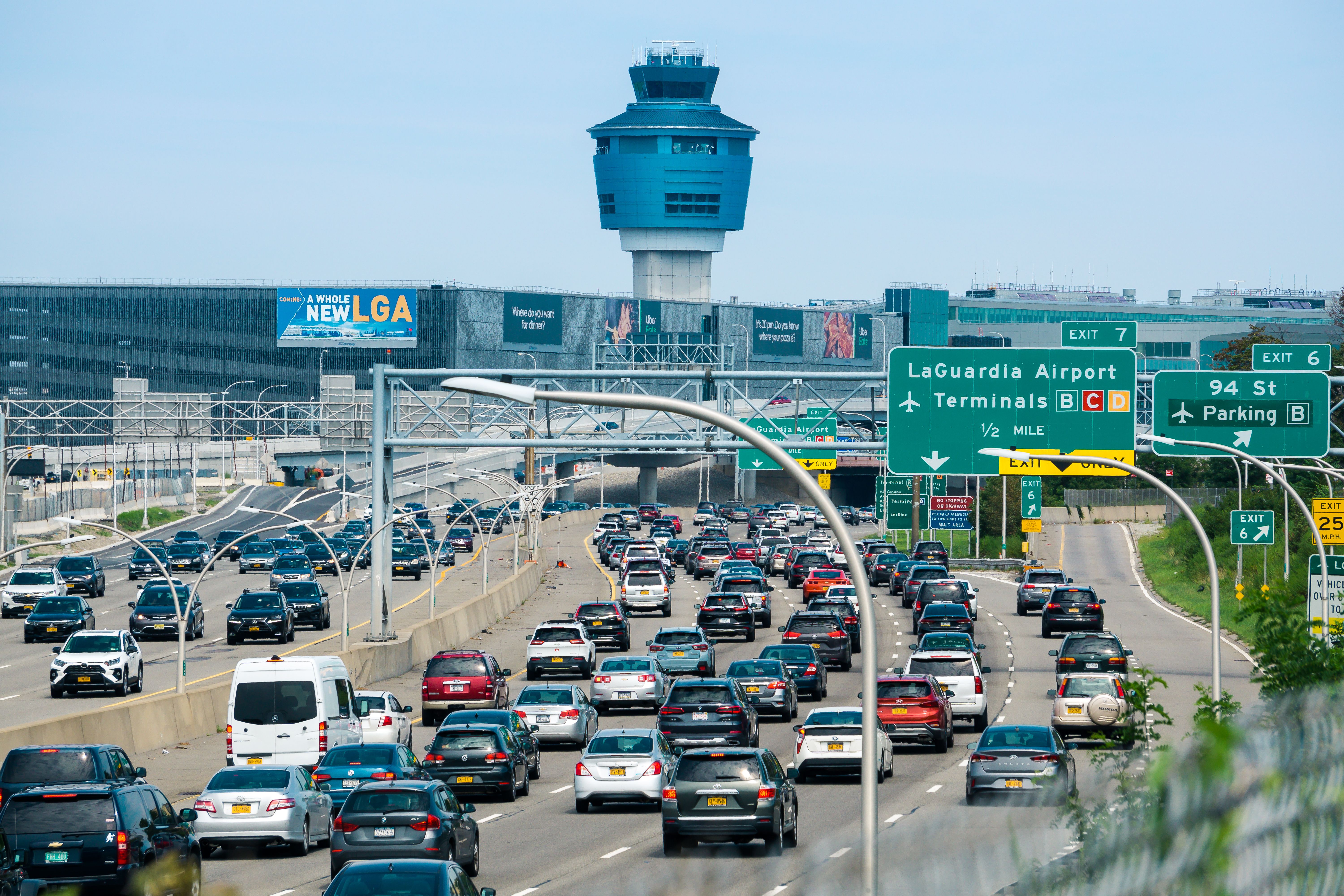 Starlink Vies For Verizon's $2.4 Billion US Air Traffic Control ...
