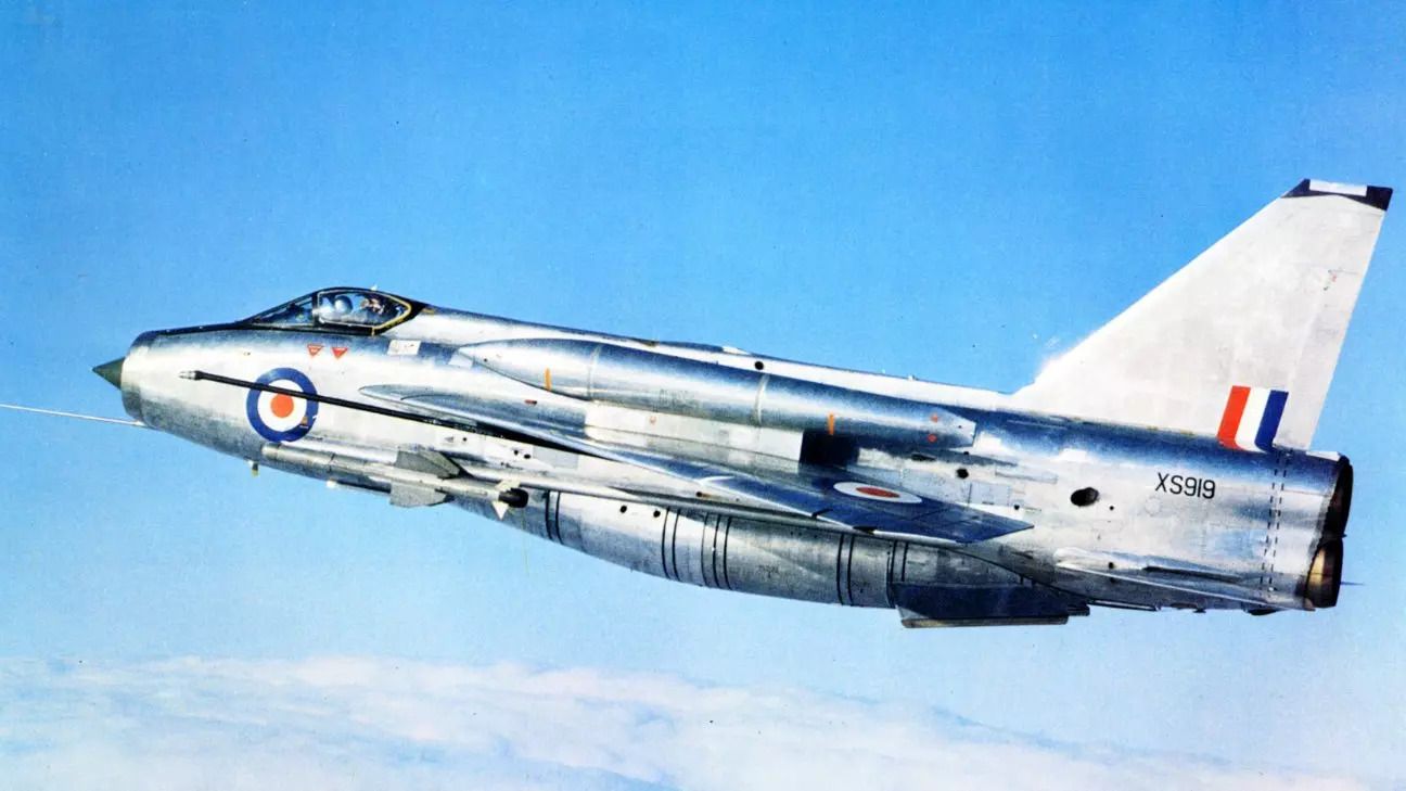 10 Remarkable UK Fighters From WWI To The Present