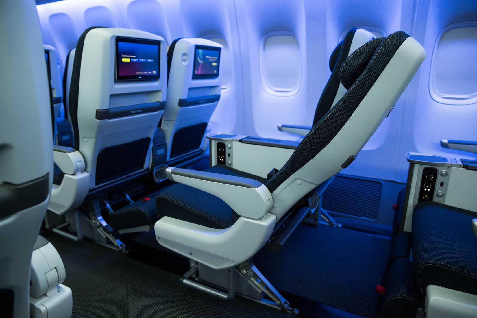 What Are The Benefits Of British Airways' World Traveller Plus?