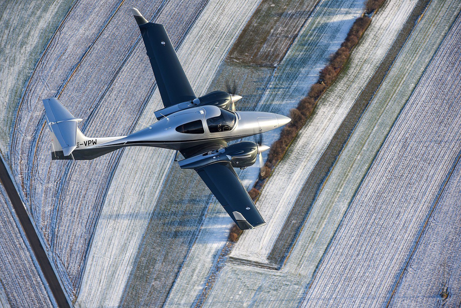 Twin-Engine Diamond: The Diamond DA42 TwinStar