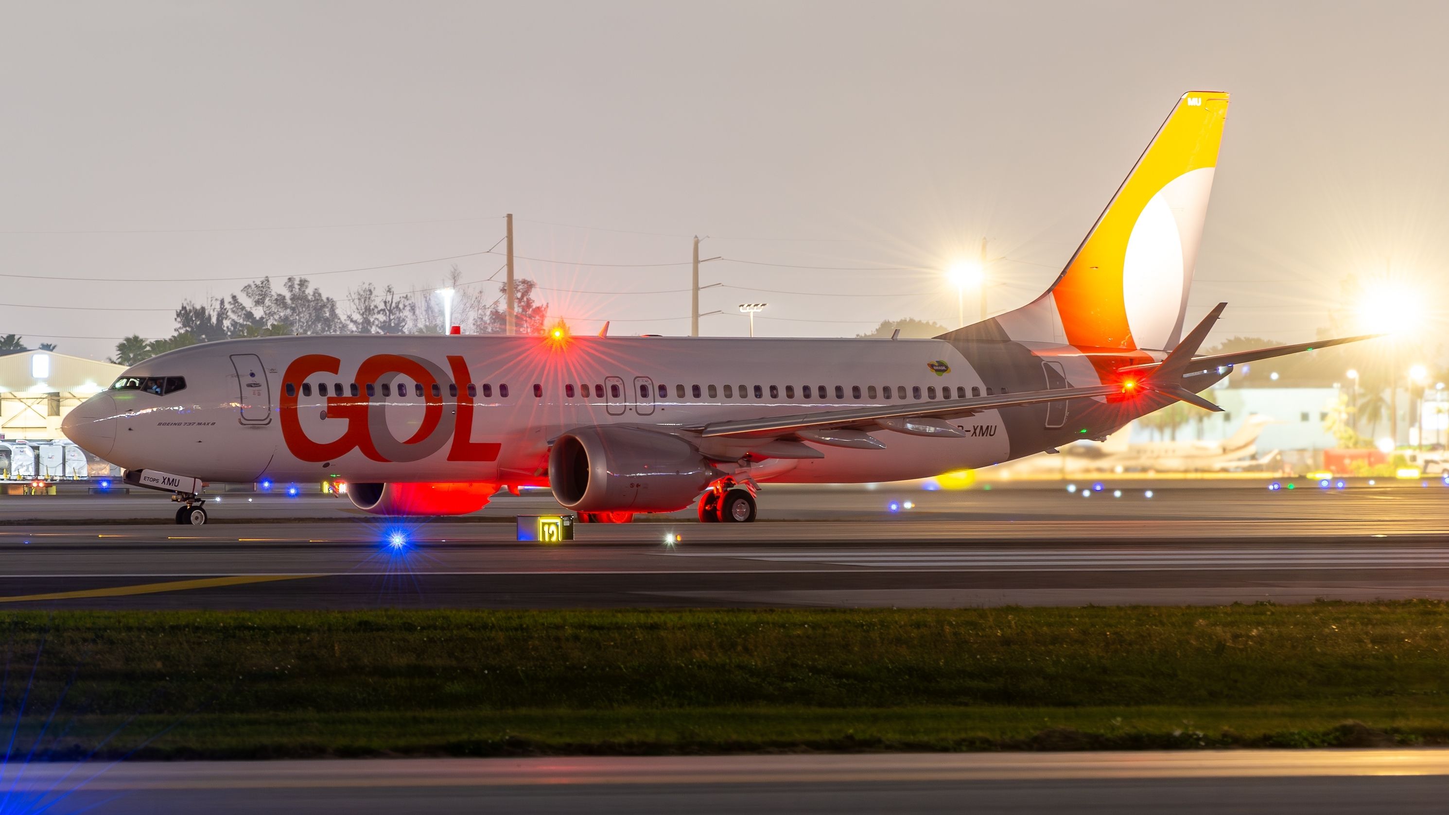 GOL 737 MAX Collides With Ground Vehicle During Takeoff In Rio De Janeiro