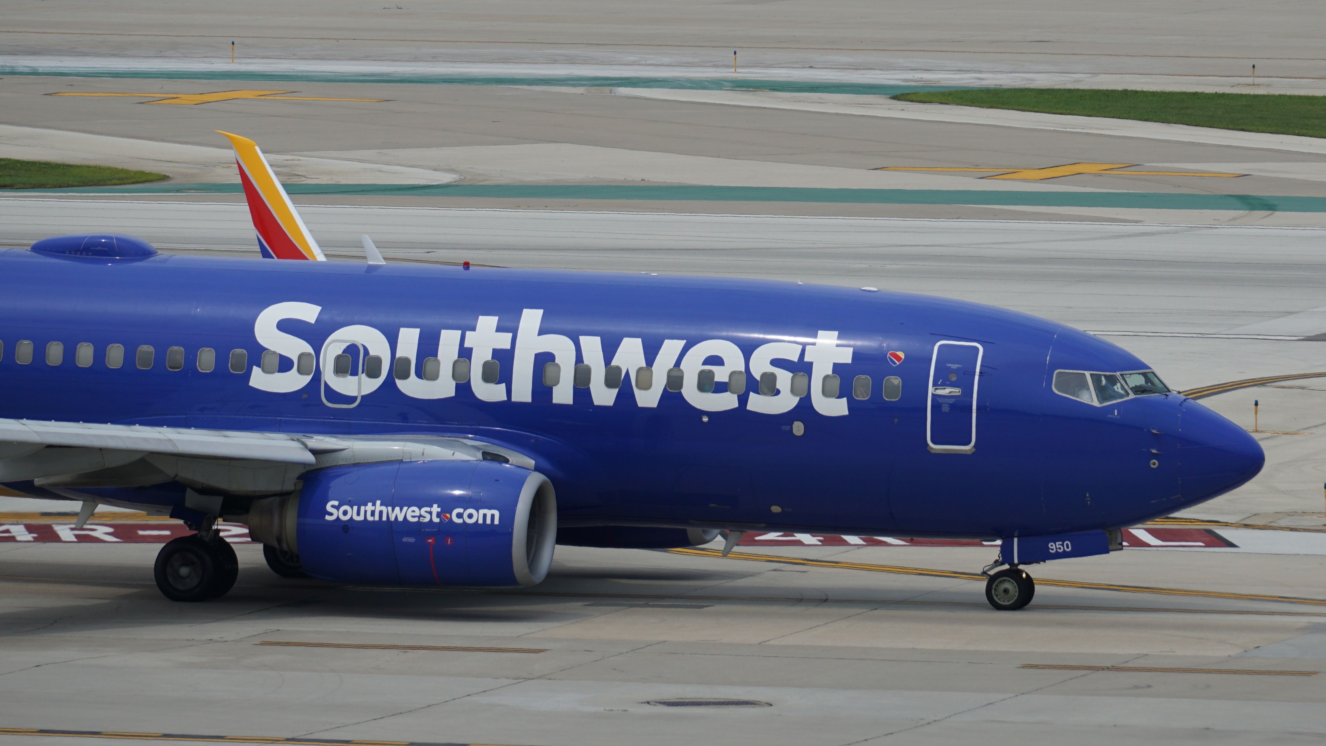 USDOT Secretary Says Pilots Should Lose Their Licenses If At Fault For ...