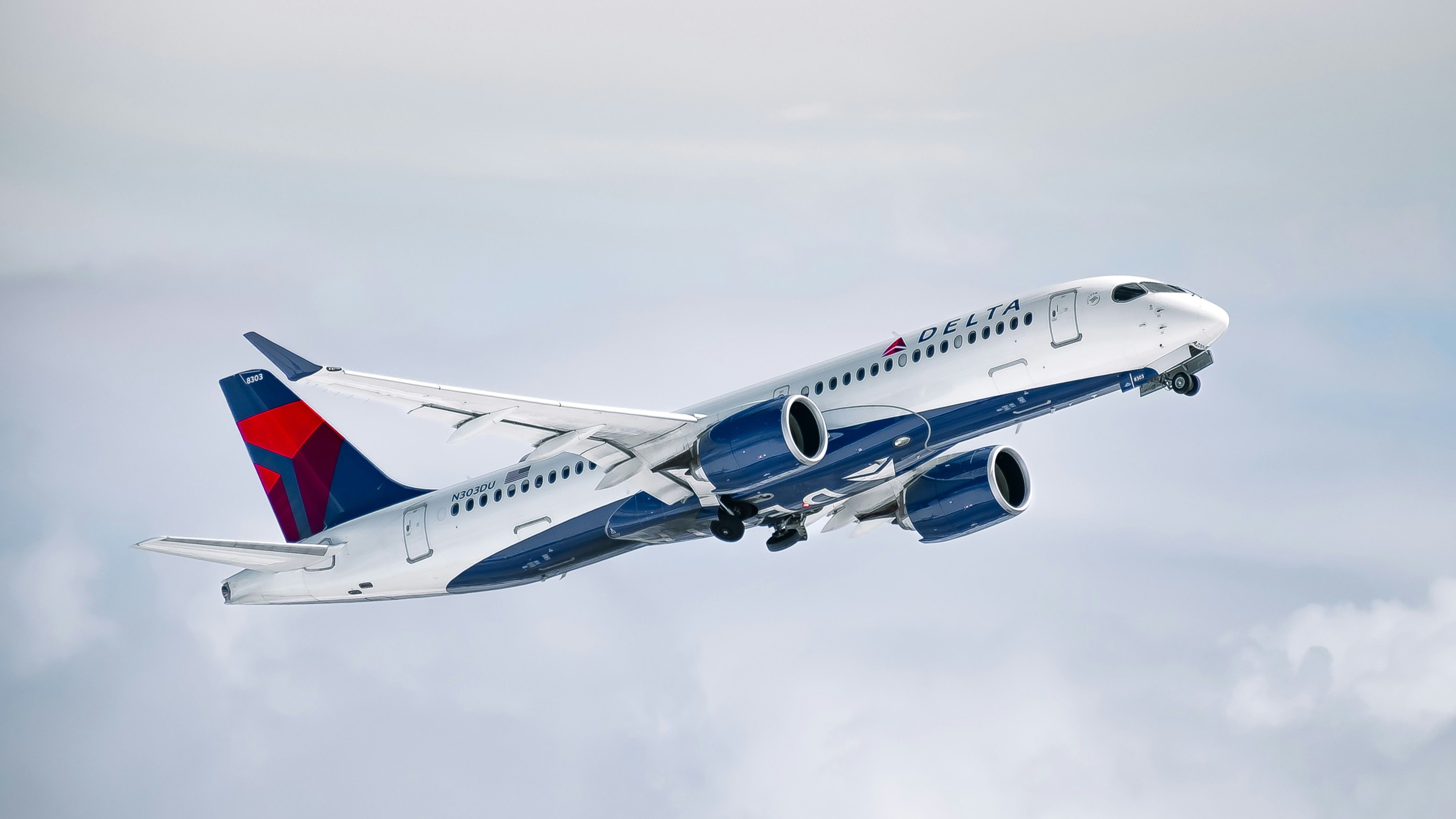 How Does The Airbus A220 Compare To The Embraer E2 For Regional Airlines?