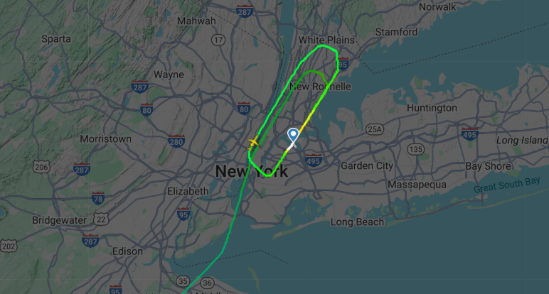 Delta Connection CRJ900 Wing Strikes Ground On Landing At New York ...