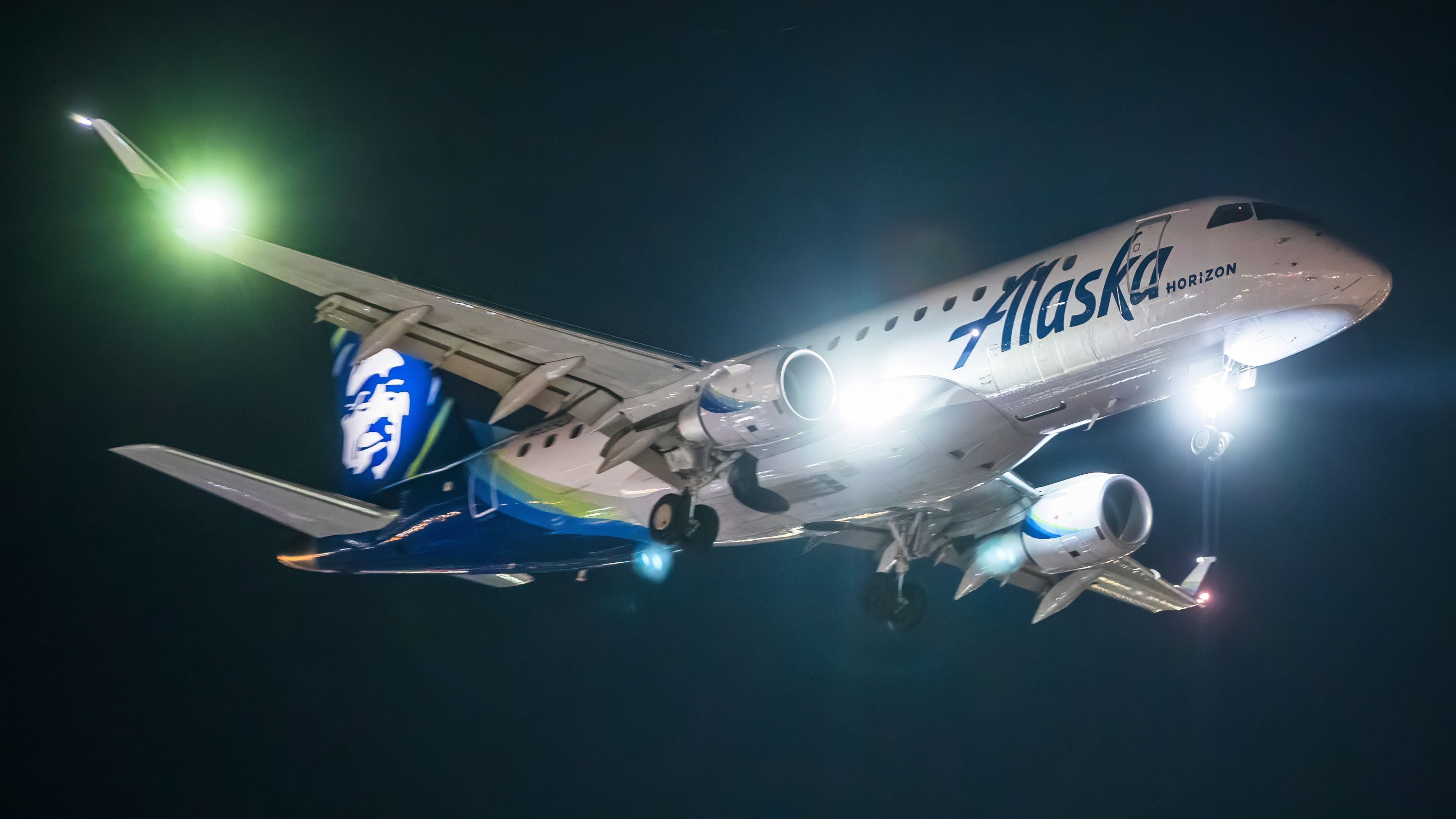 Horizon Air Embraer E175 Lands In Boise With Locked Brakes