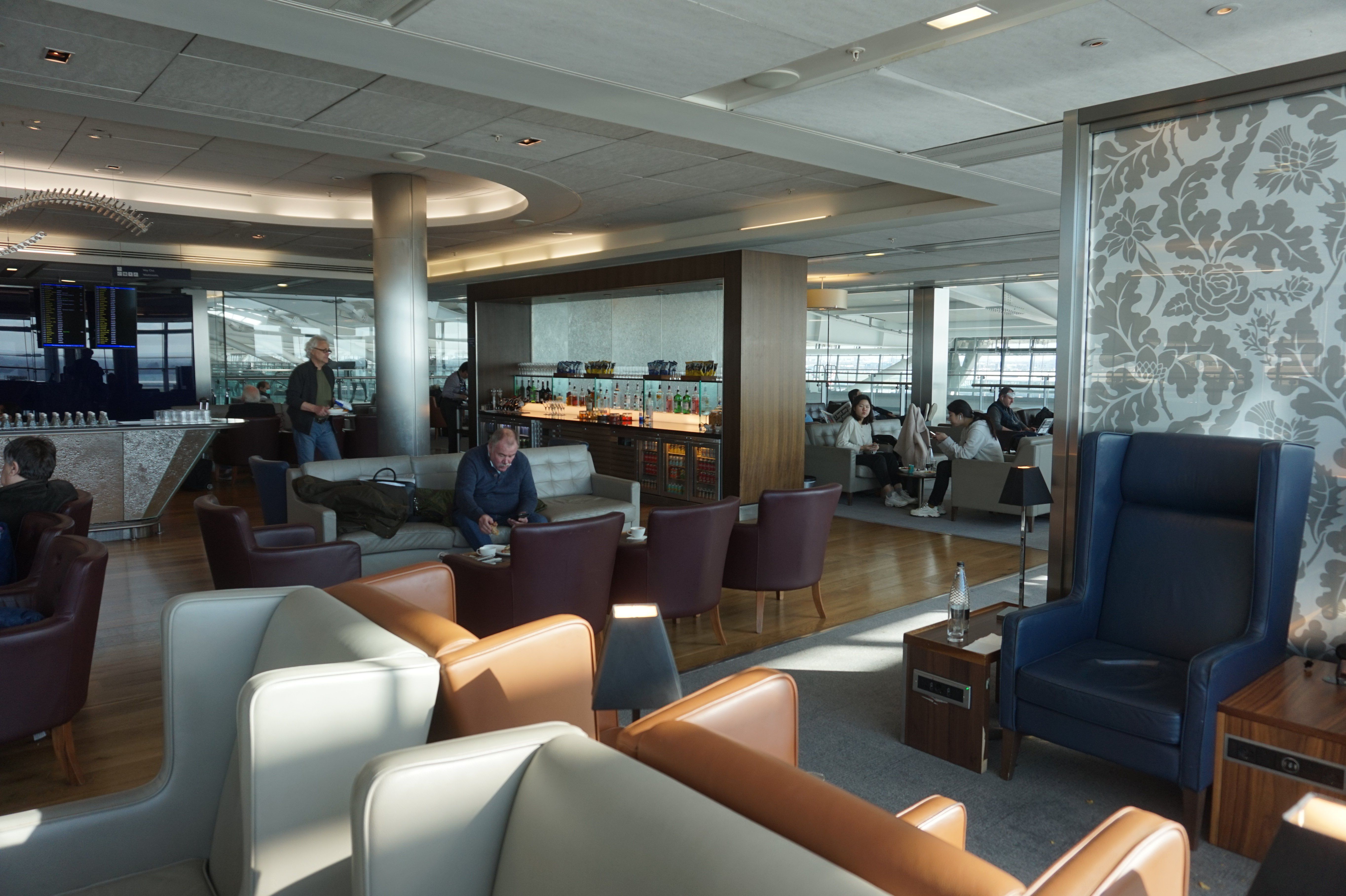 10 Things To Do On Long Airport Layovers