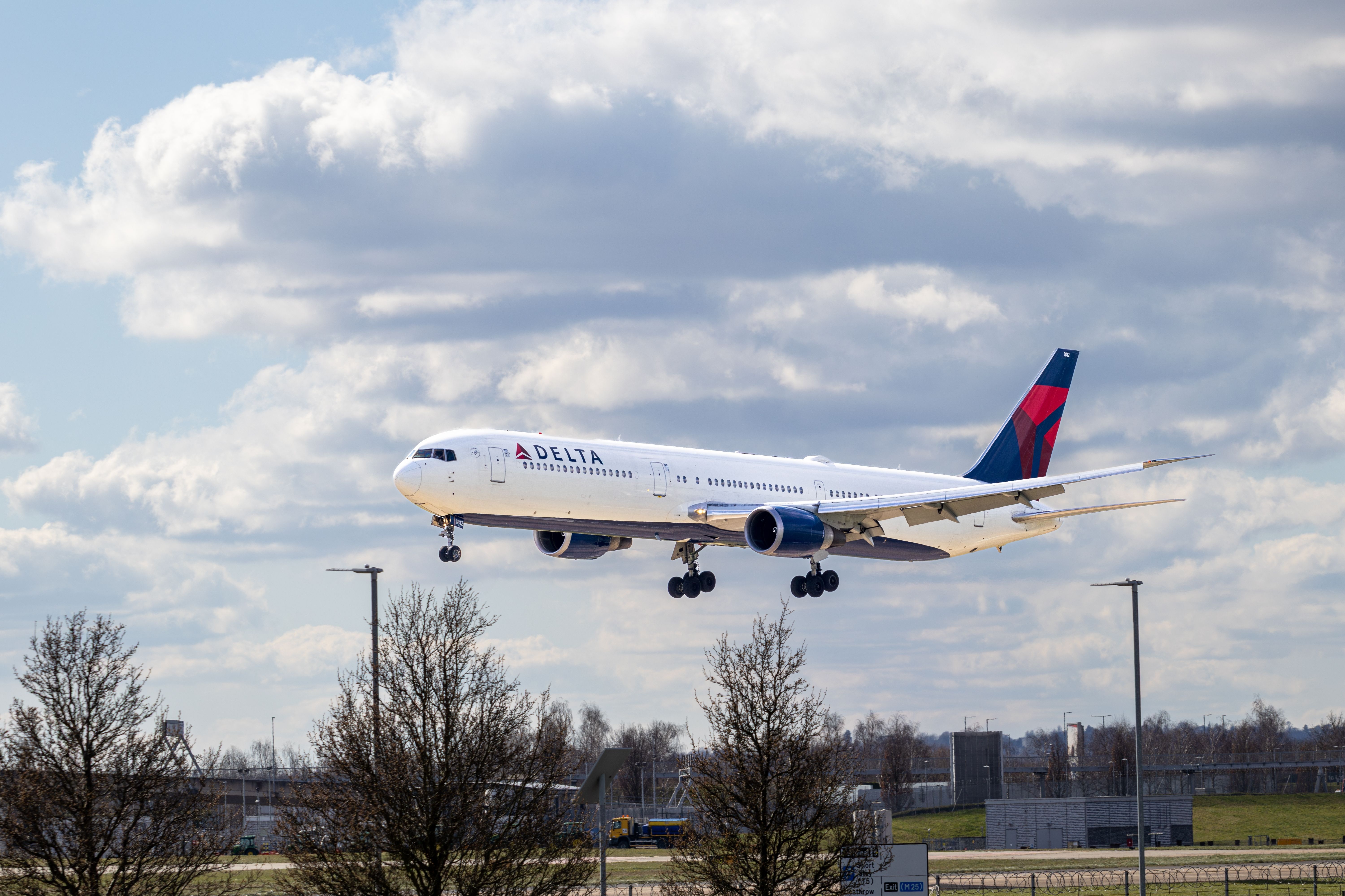 Delta Air Lines' 3 Different Boeing 767 Cabins Compared Delta Air Lines' 3 Different Boeing 767 Cabins Compared