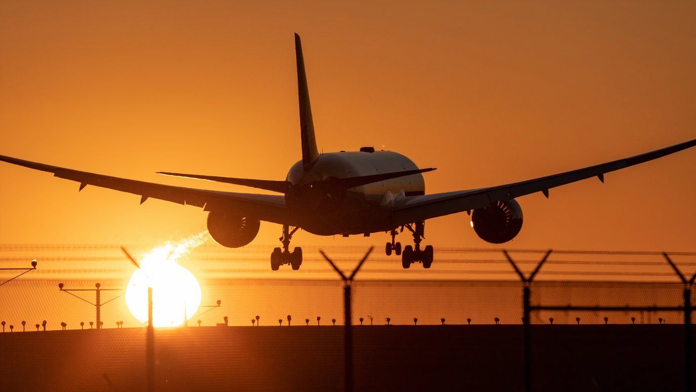 As Few As 14 Nautical Miles: The 10 Shortest Boeing 787 Dreamliner Flights