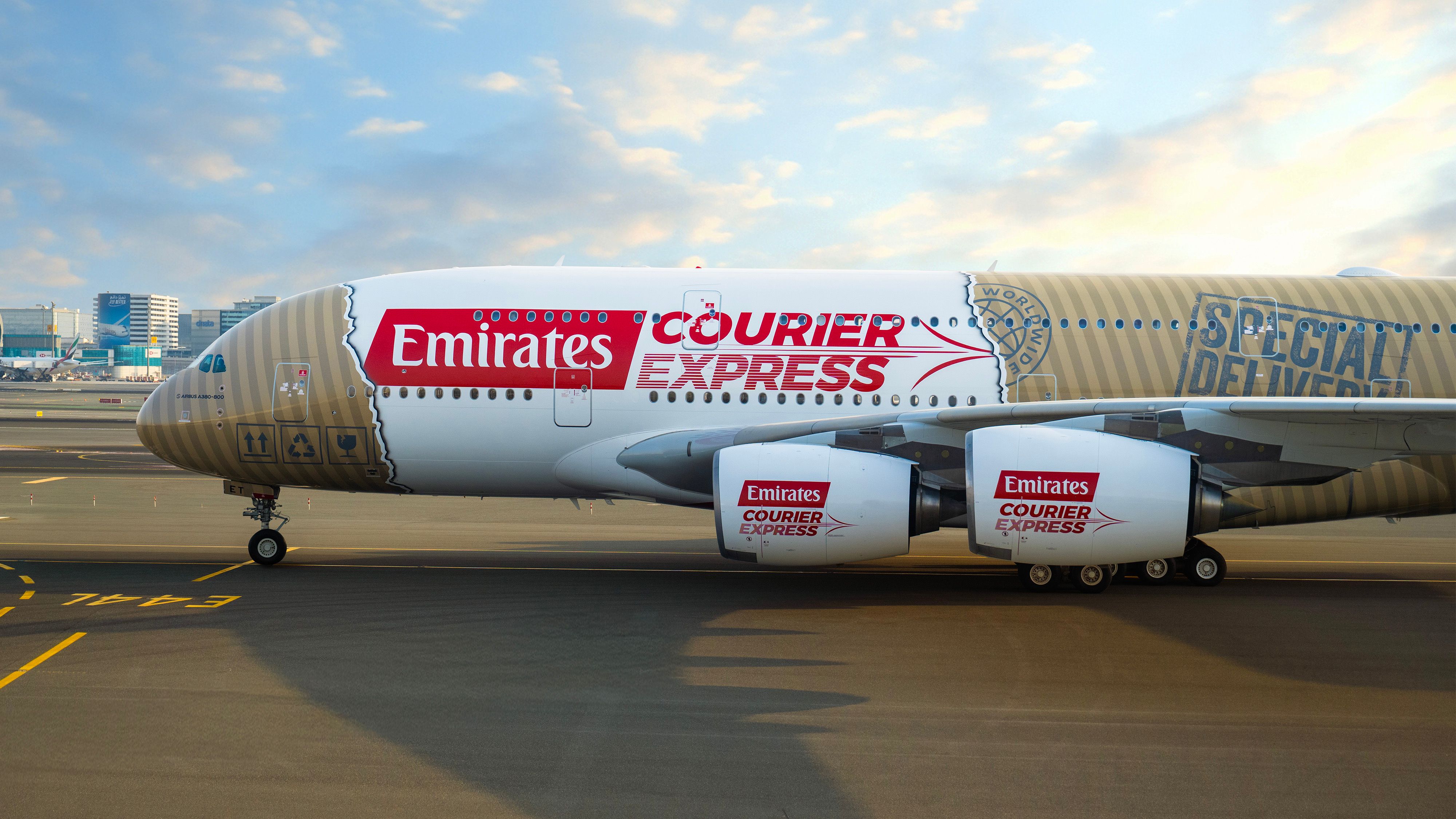 Airbus A380 De Emirates Airplanes T Airbus A380