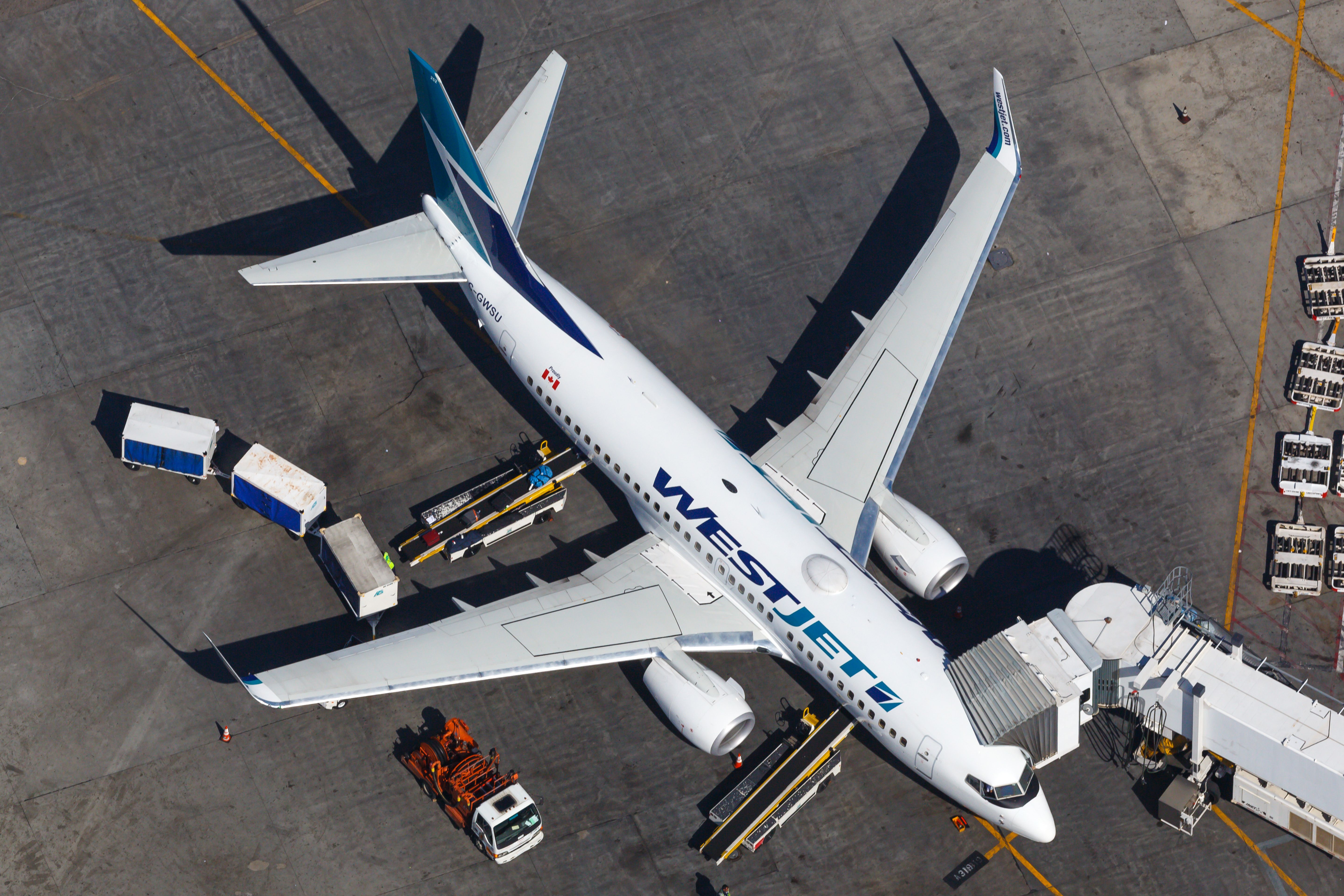 5 Ways The Boeing 737 Pioneered WestJet