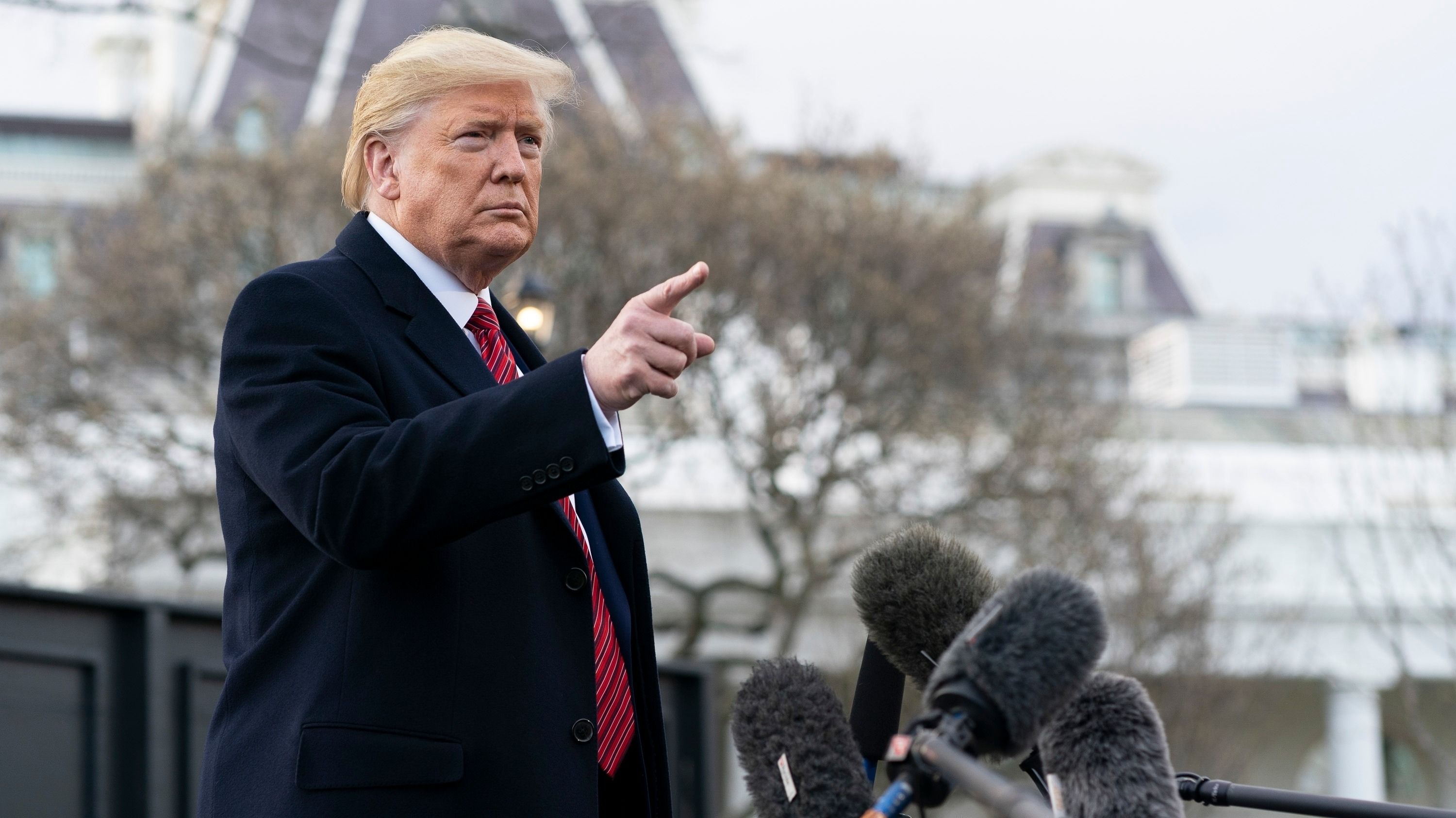 JetBlue Gets a 'Sweet' Makeover With Dunkin’ Donuts-Inspired Plane