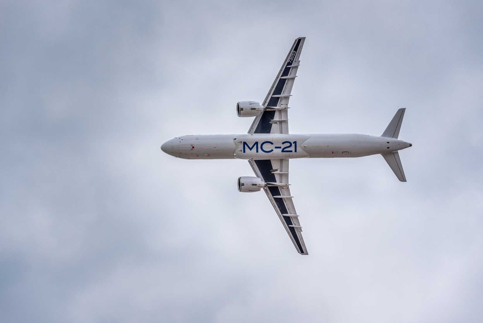 The First 'All-Russian' MC-21 Has Taken Flight