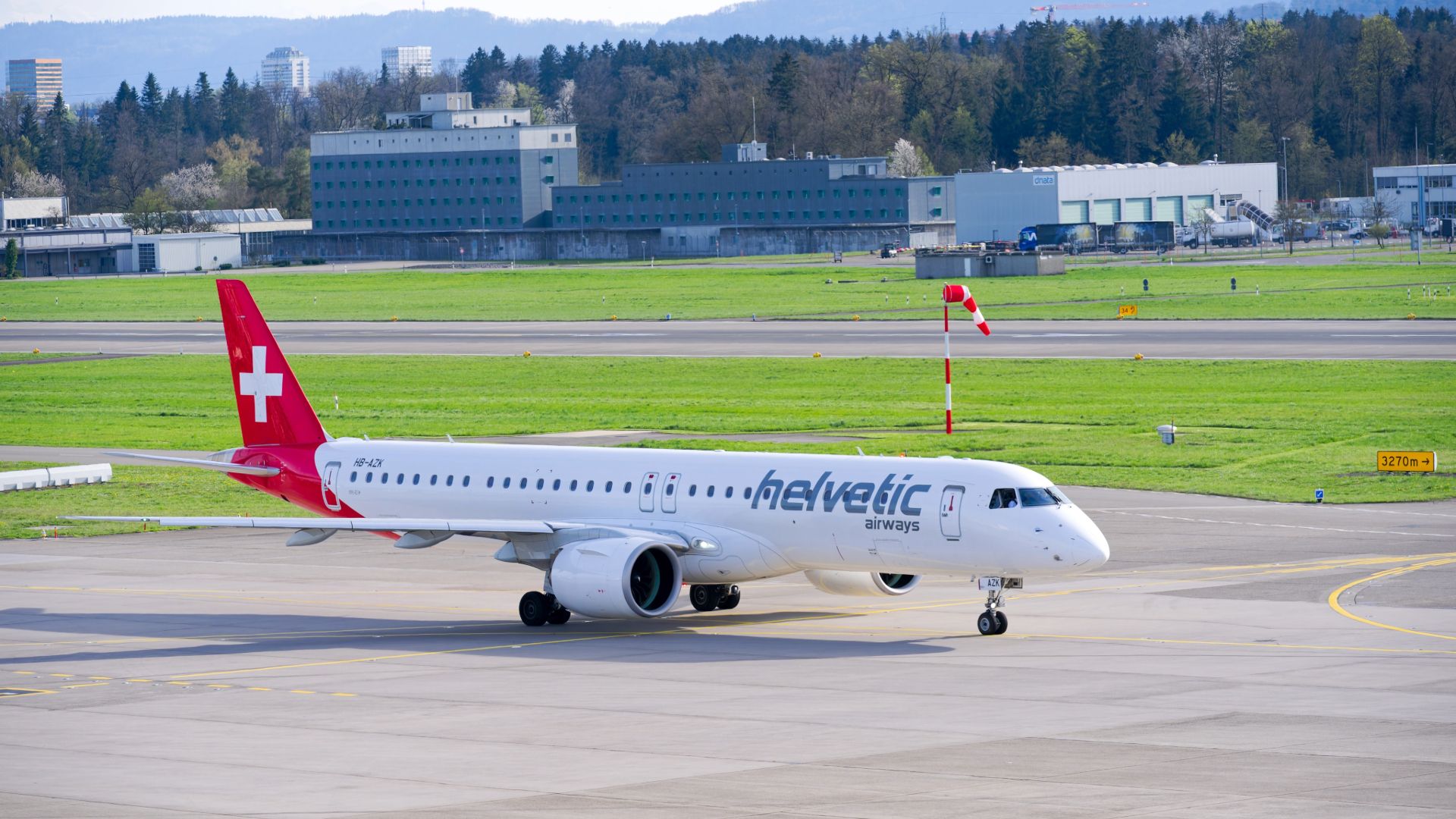 These Are The Airlines That Have Ordered The Embraer E2