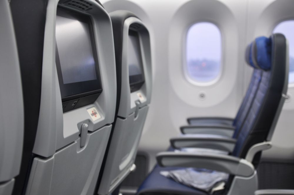 Why The Boeing 787 Has Such Massive Passenger Home windows - The Better ...