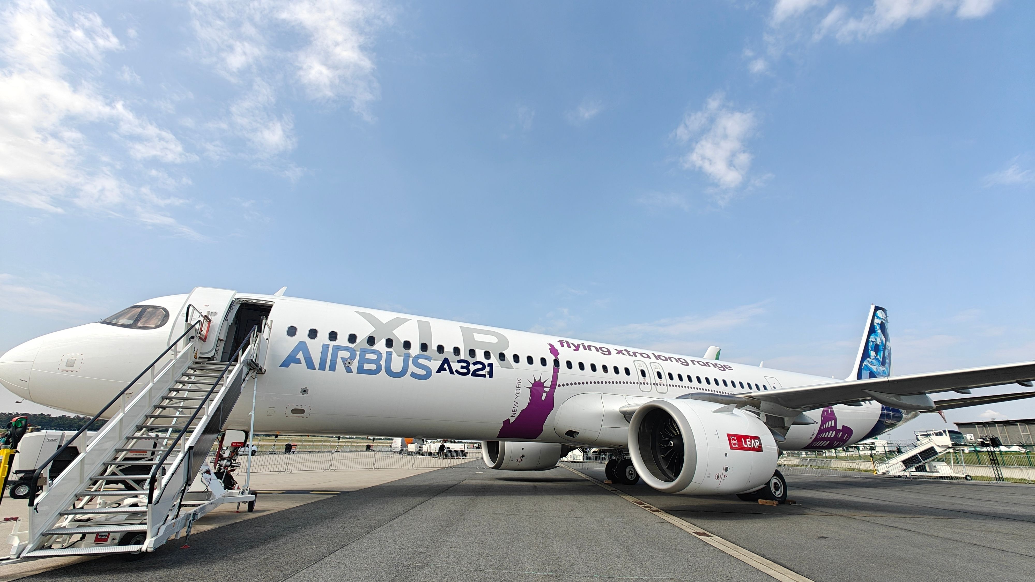American Airlines Has Taken Delivery Of Its 1st Airbus A321XLR & It's ...