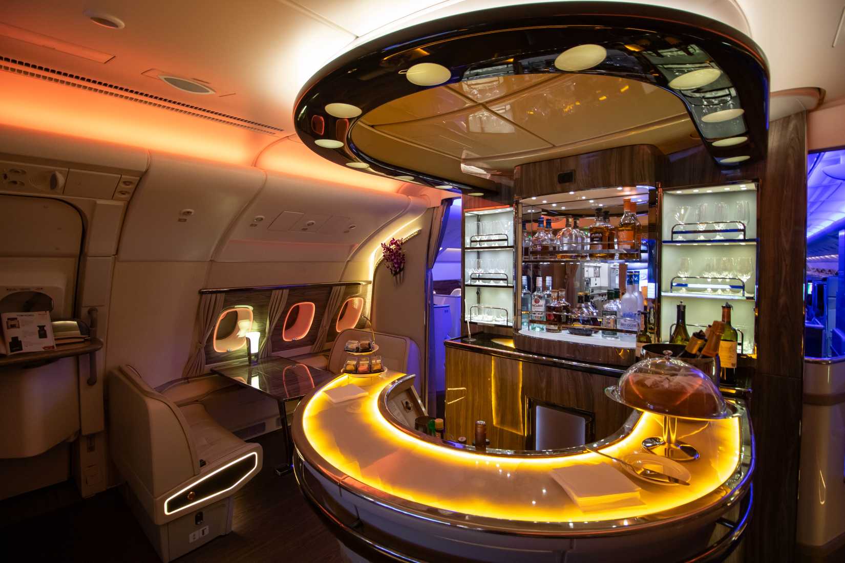 Here's Why Emirates' Airbus A380 Lounges Originally Debuted With ...