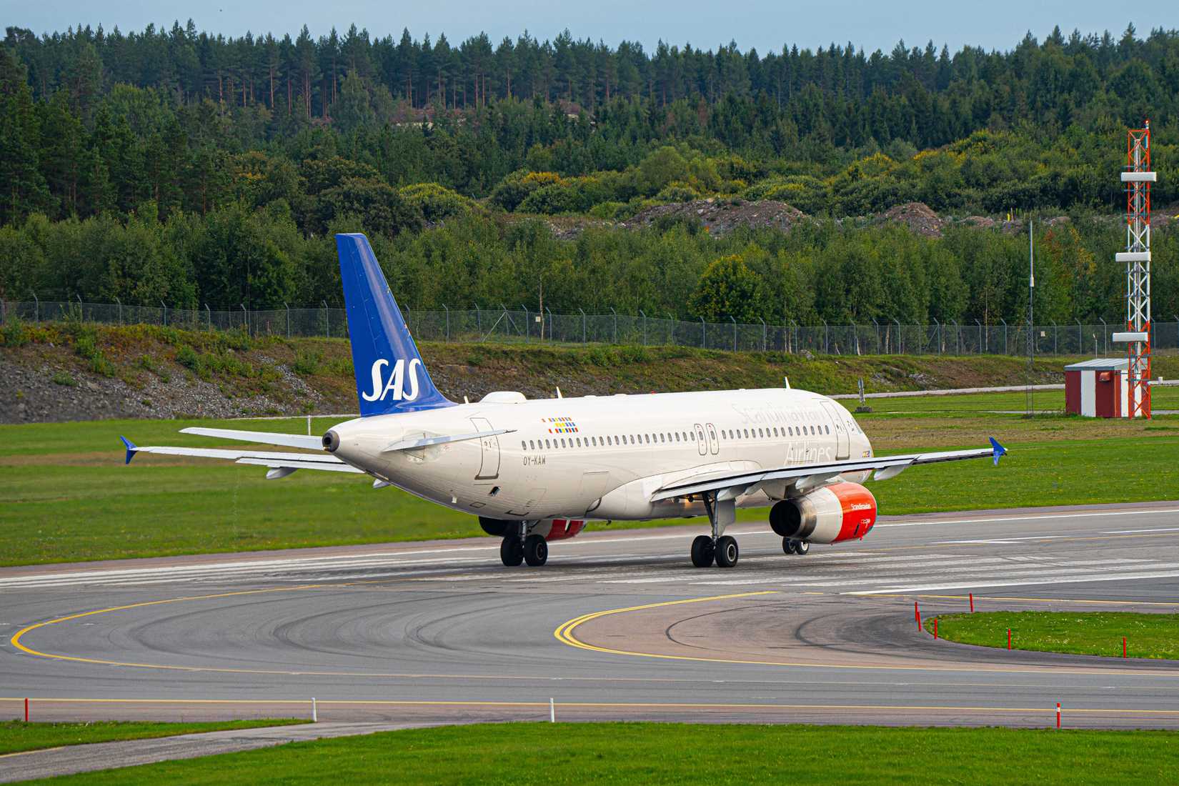 Scandinavian Airlines Flight Diverts To Brussels Due to Pilot ...
